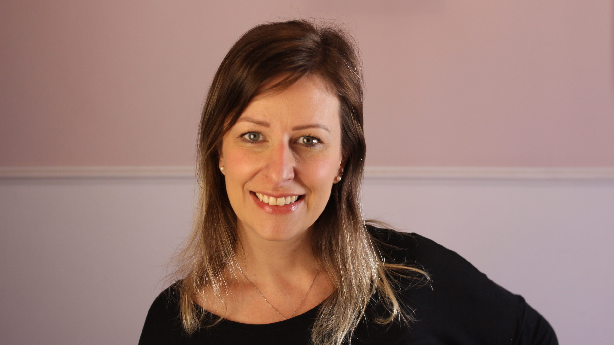 Sobre - Renata Conrado - Consultora Comportamental Infantil